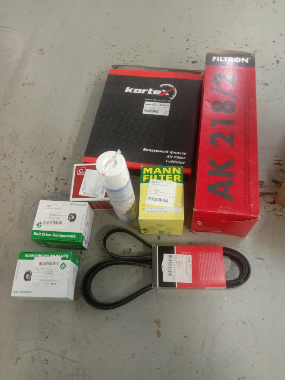 Замена тросов стояночного тормоза.Замена тормозных дисков и колодок ...