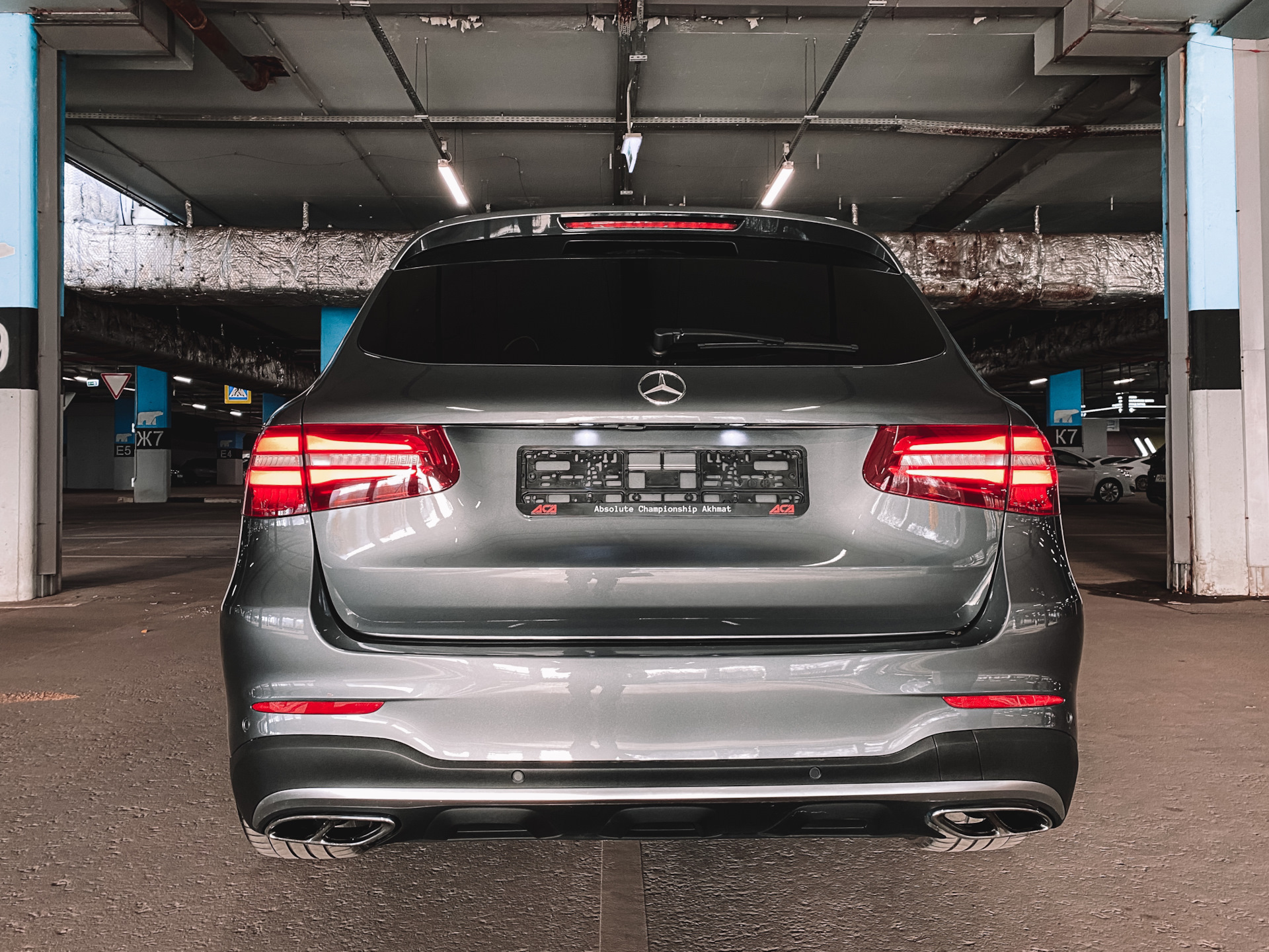Установка шильдиков. — Mercedes-Benz GLC 43 AMG, 3 л, 2017 года ...