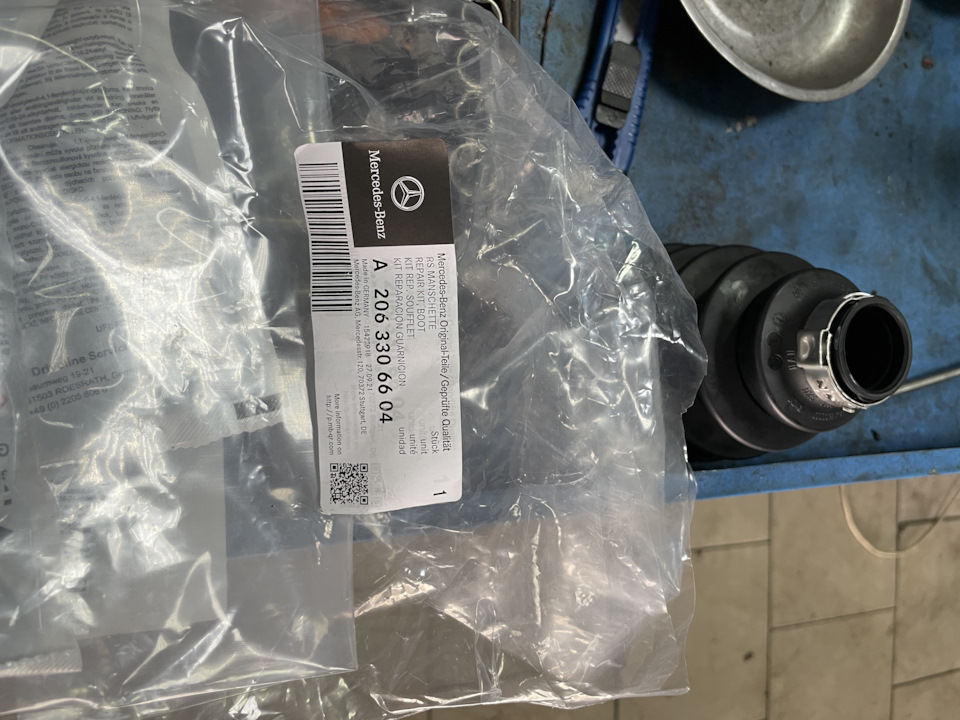 Замена пыльника гранаты, правая наружная.И замена масло в коробке ...