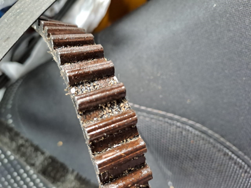 Замена ремня ГРМ — Peugeot 308 (2G), 1,2 л, 2015 года | плановое ТО ...