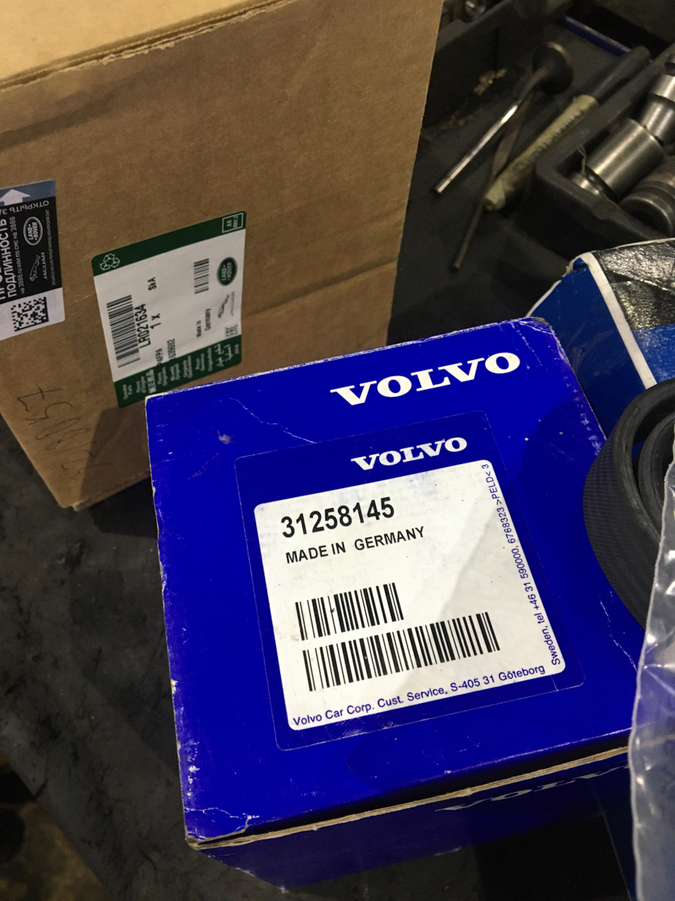 31258145 Ролик натяжной/обводной Volvo | Запчасти на DRIVE2