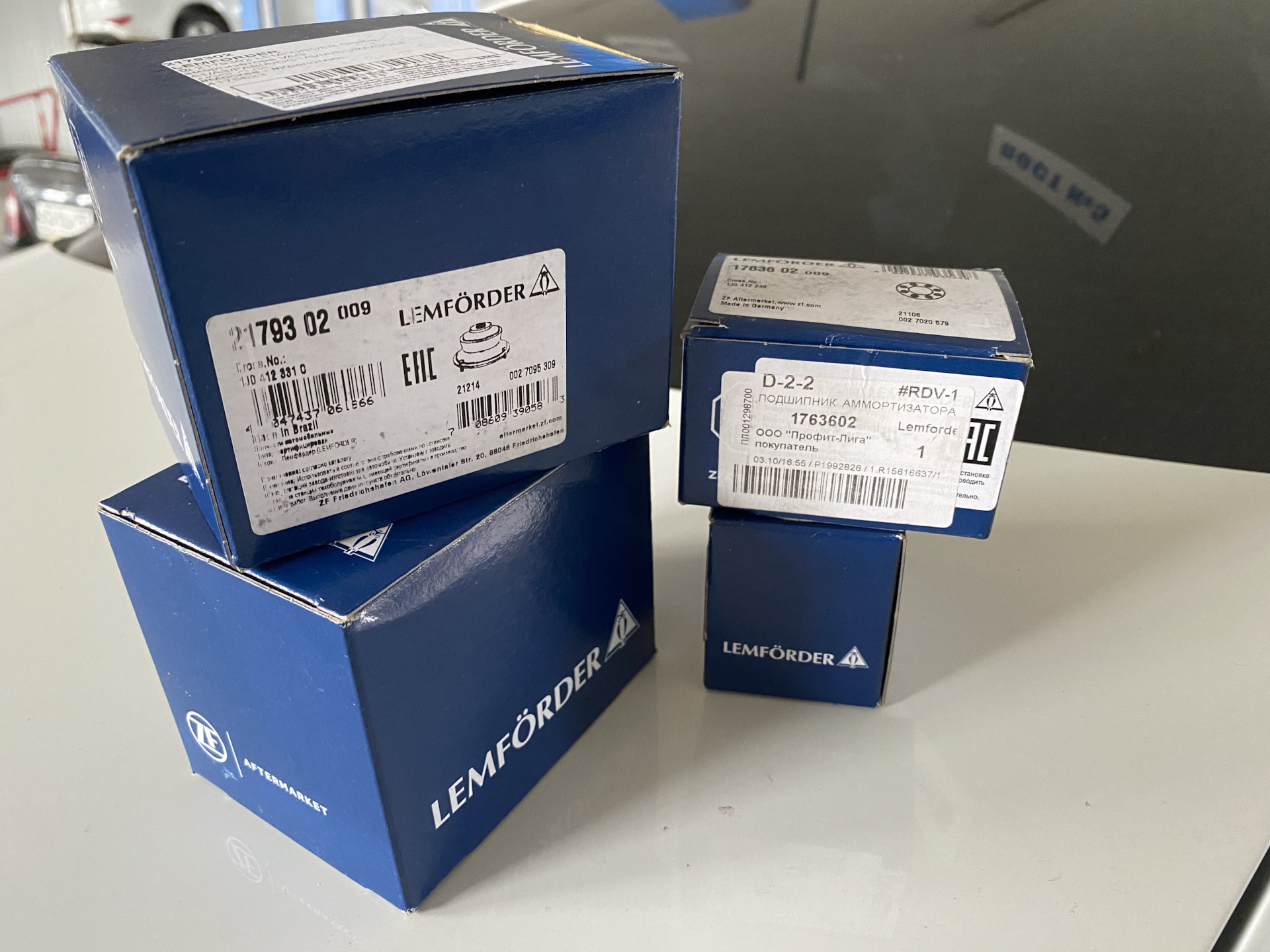 Стук справа побежден — Volkswagen Polo Sedan, 1,6 л, 2018 года ...