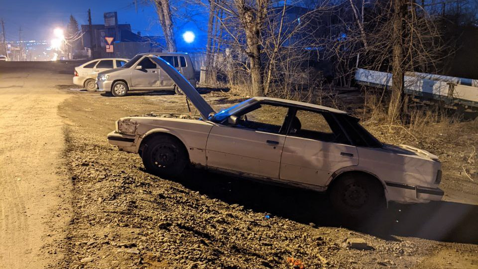 Где находится бензофильтр на марке? — Toyota Mark II (70), 2 л, 1986 ...