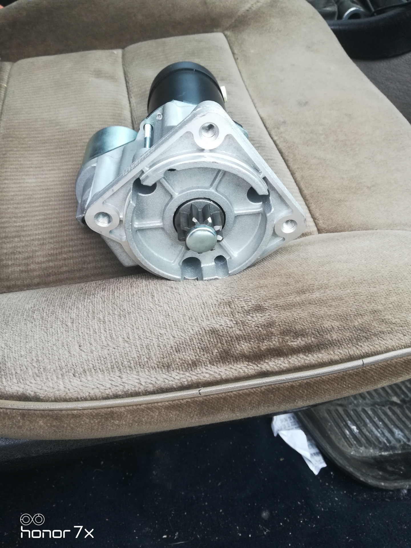 Замена стартера 1.8 дорест. — Audi 100 (C3), 1,8 л, 1987 года ...