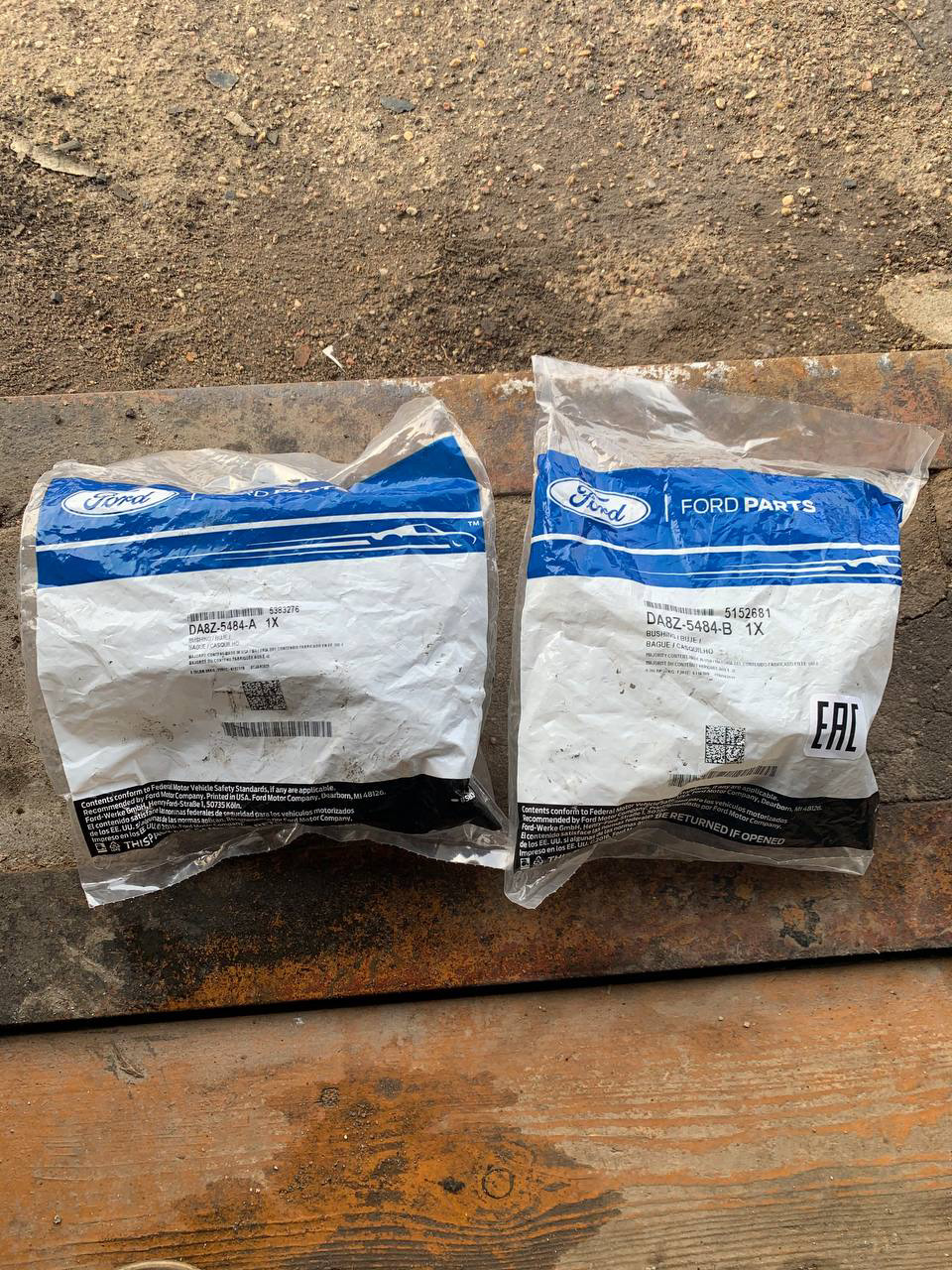 Замена втулок стабилизатора и обслуживание рейки — Ford Explorer (5G ...