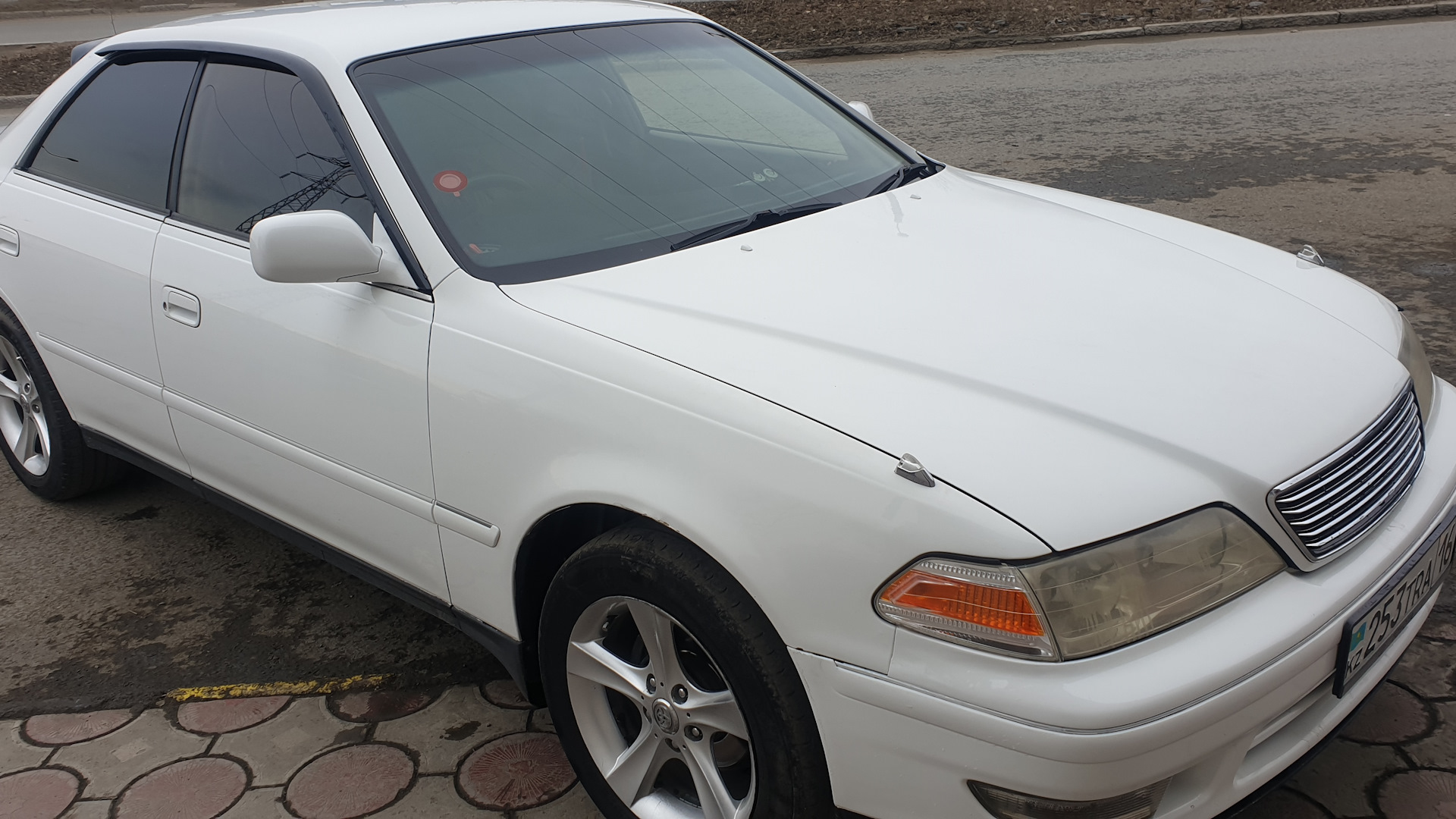 Toyota Mark II (100) 2.0 бензиновый 1997 | GX100トヨタ・マークII на DRIVE2