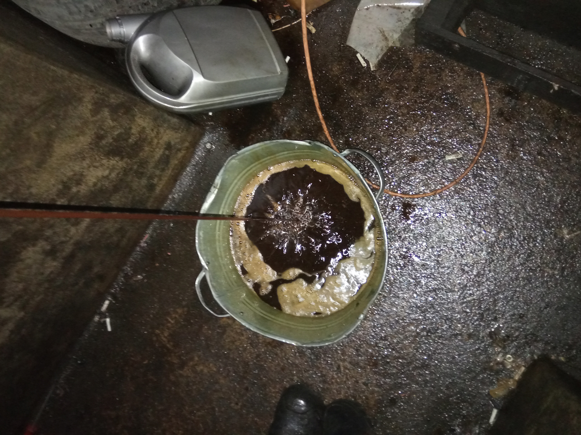 Замена масла в АКПП — Renault Scenic II, 2 л, 2008 года | визит на ...