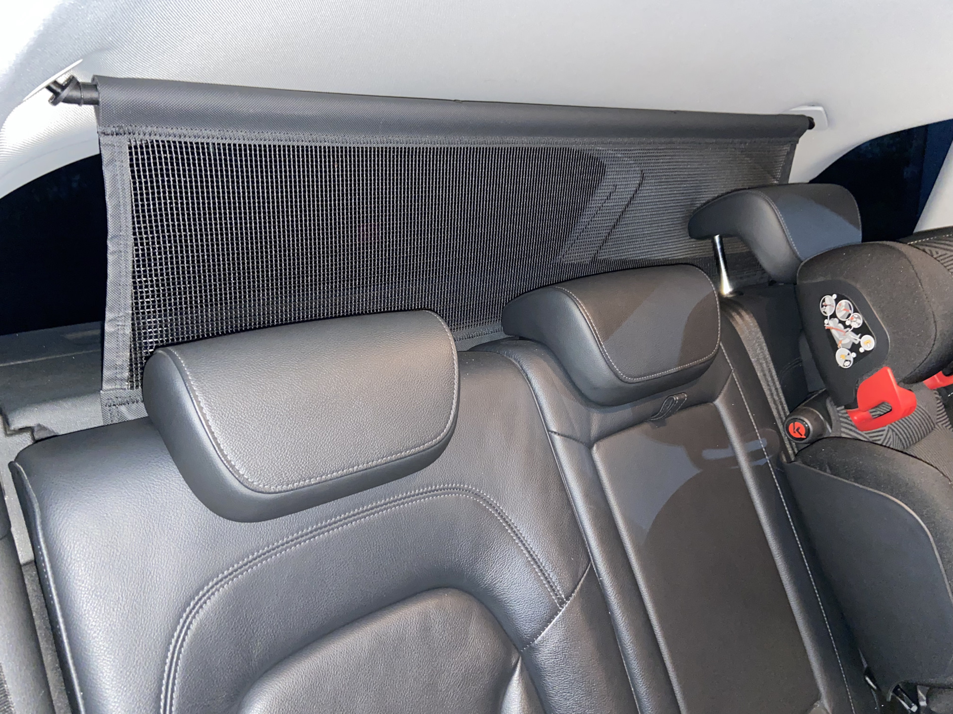 Сетка разделитель багажника от Q5 FY — Audi Q5 (1G), 2 л, 2013 года ...