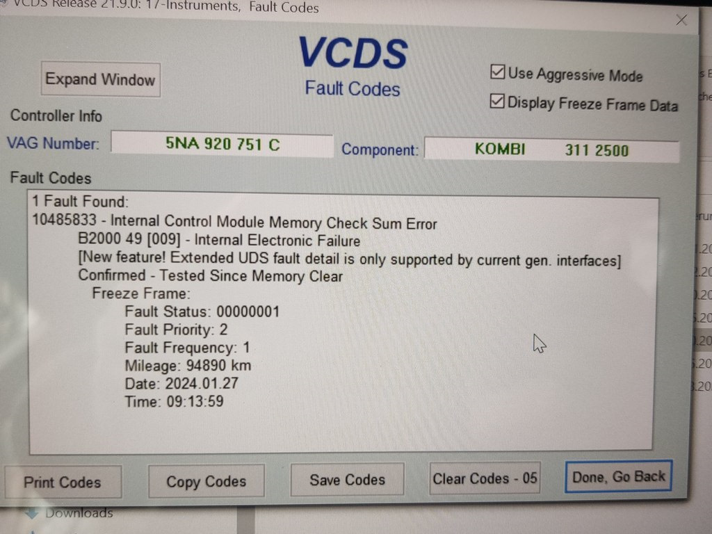 8️⃣6️⃣ Ошибка B200049 (009): неисправность комбинации приборов ...