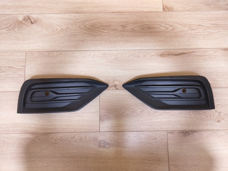 Кусочек от Inscription в -> Momentum — Volvo V60 (2G), 2 л, 2019 года ...