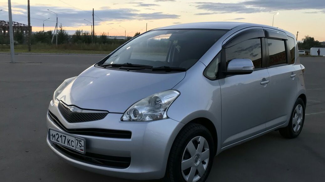 Toyota Ractis (1G) 1.3 бензиновый 2008 | на DRIVE2