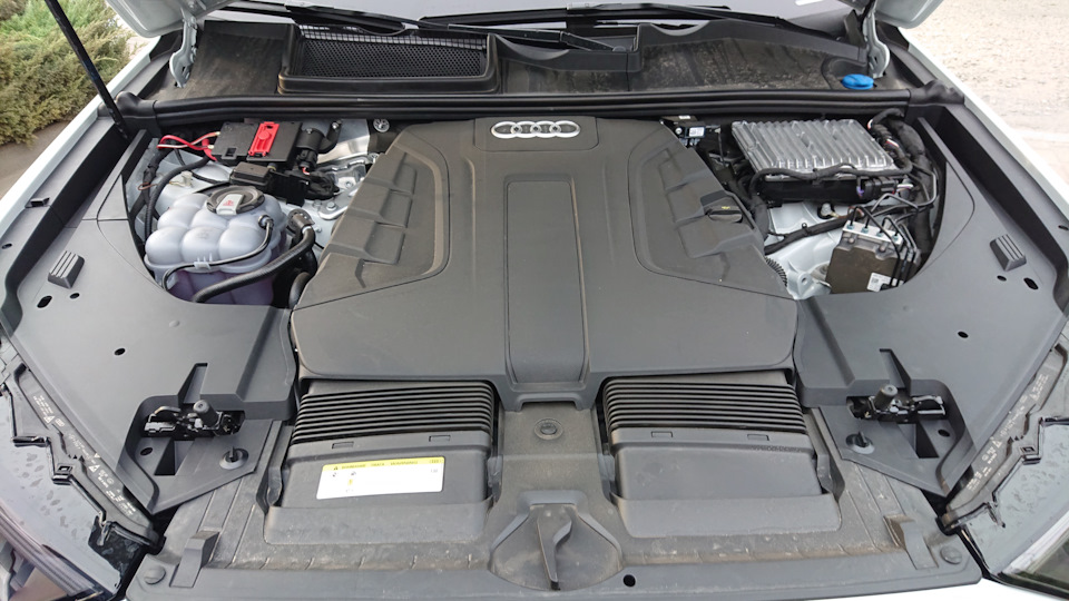 А после сборки обработать напильником))) — Audi Q7 (2G), 3 л, 2020 года ...