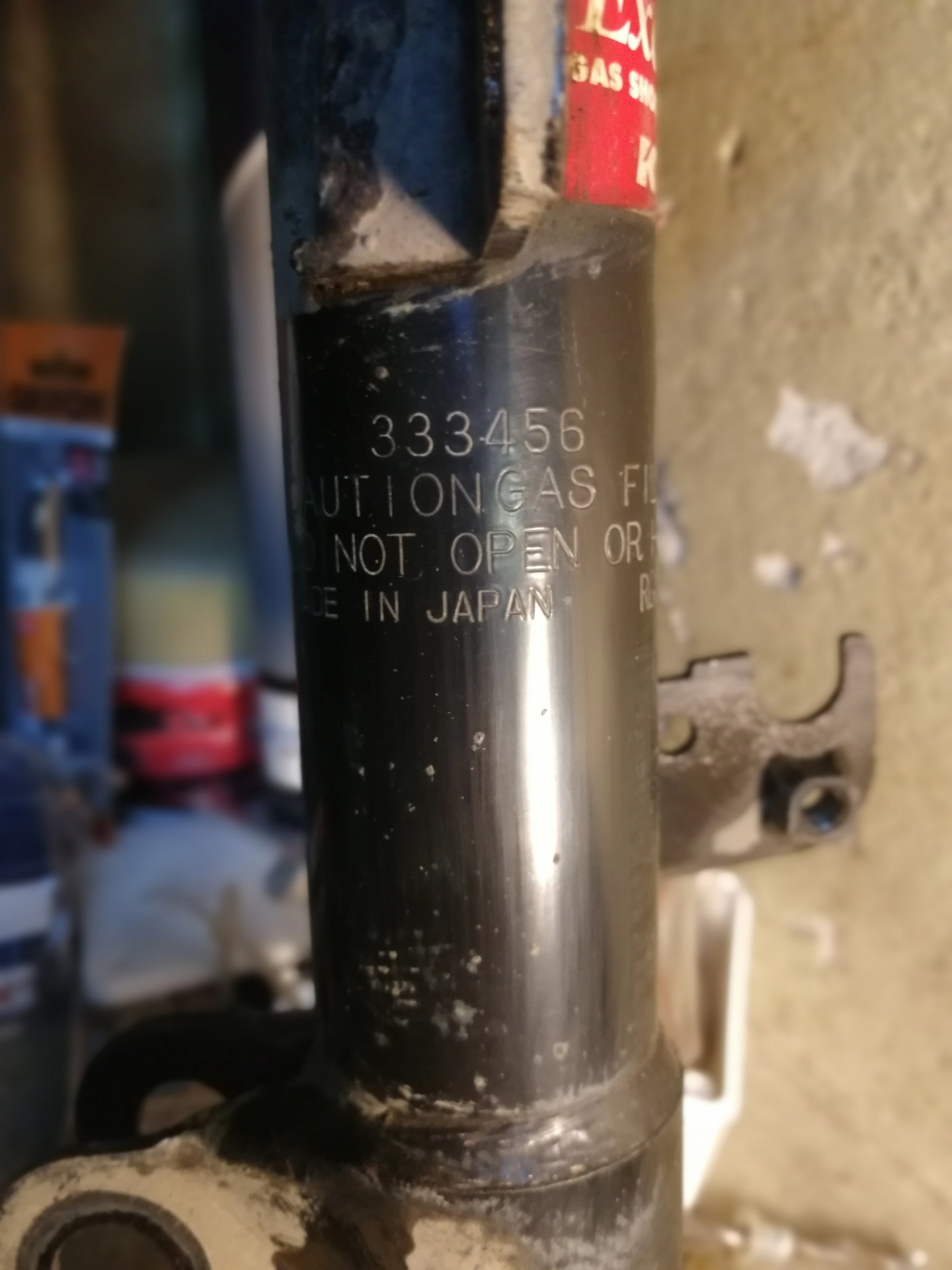 Замена пыльников передних стоек — Toyota Premio (T260), 1,8 л, 2009 ...