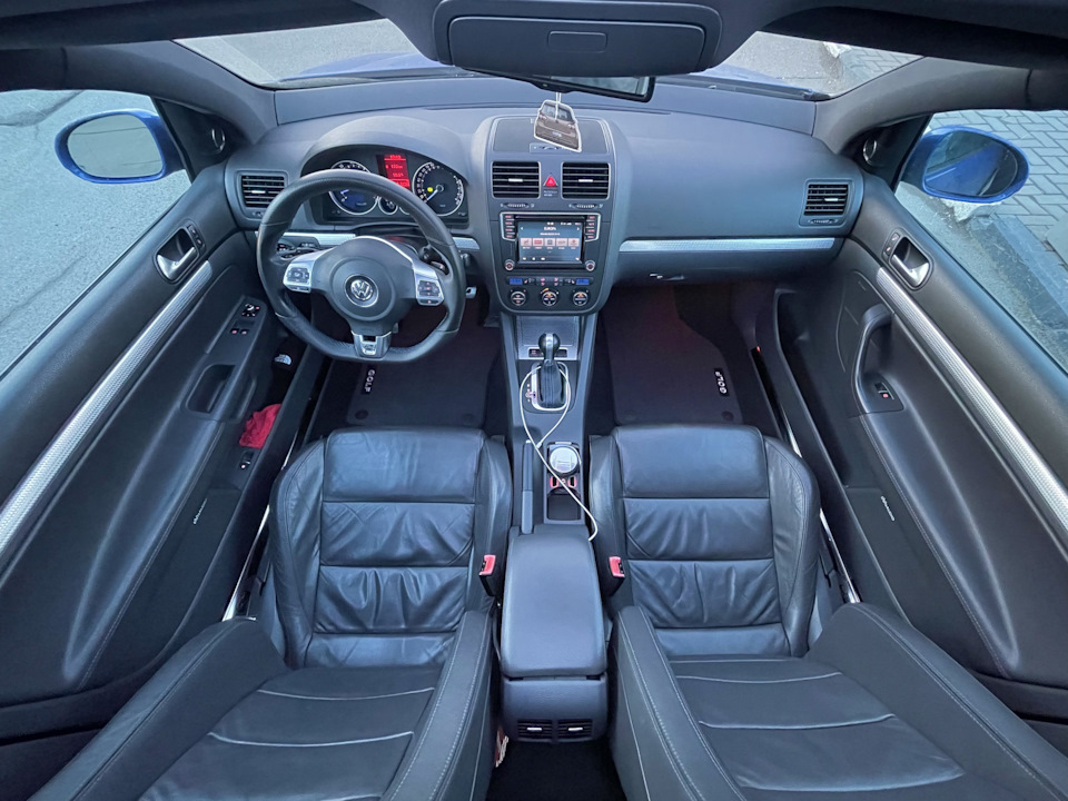 Новые коврики. — Volkswagen Golf R Mk5, 3,2 л, 2007 года | аксессуары ...