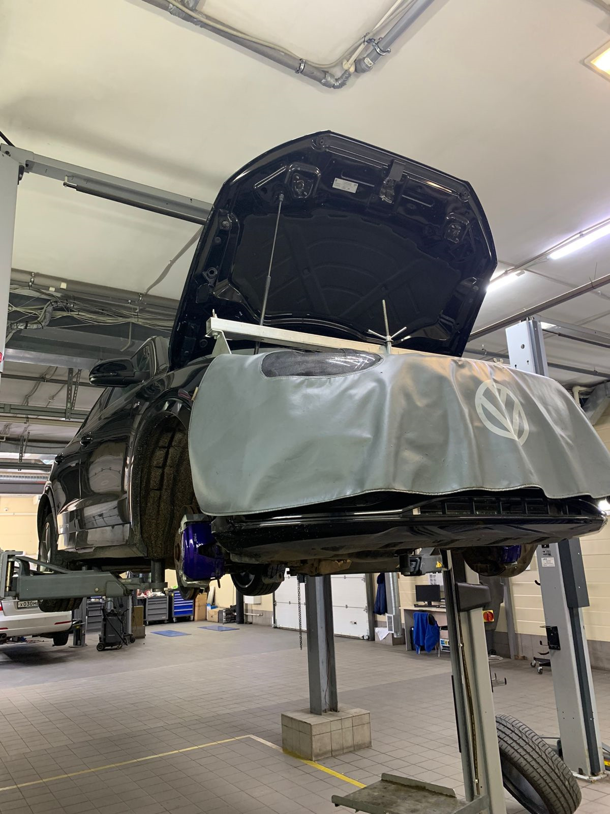 Service 29: Замена всех сальников КПП, сальника привода. Замена масла ...