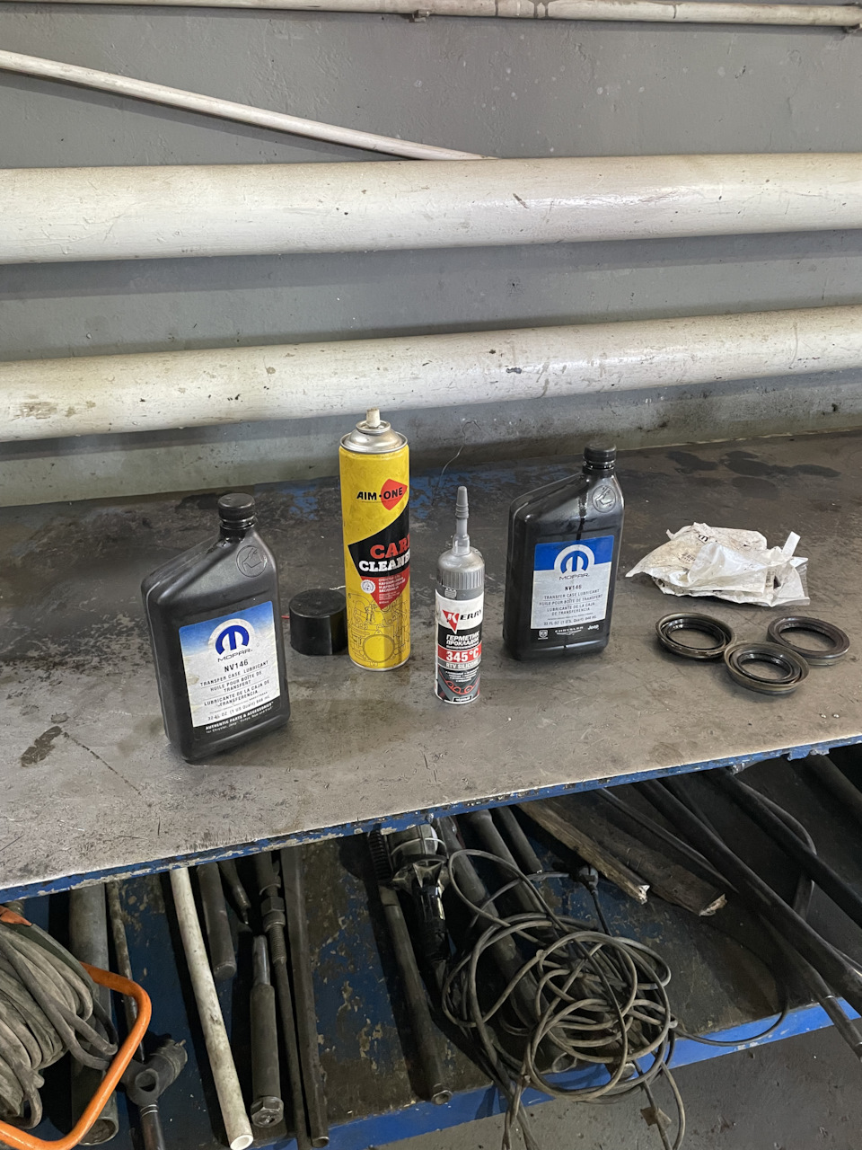 Замена сальников раздатки nv146 — Jeep Grand Cherokee SRT-8 (WK), 6,1 л ...