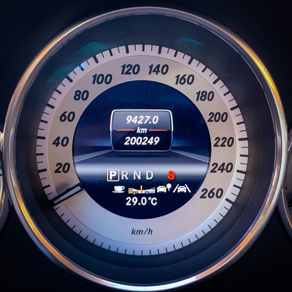 Вместе 200 000 км. ТО. — Mercedes-Benz CLS (C218), 4,7 л, 2012 года ...