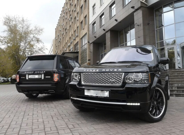 Куплю передний бампер и амортики — Land Rover Range Rover (3G), 5 л ...
