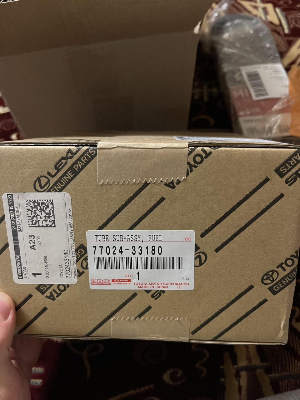 Замена топливного фильтра — Toyota Camry (XV50), 3,5 л, 2016 года ...