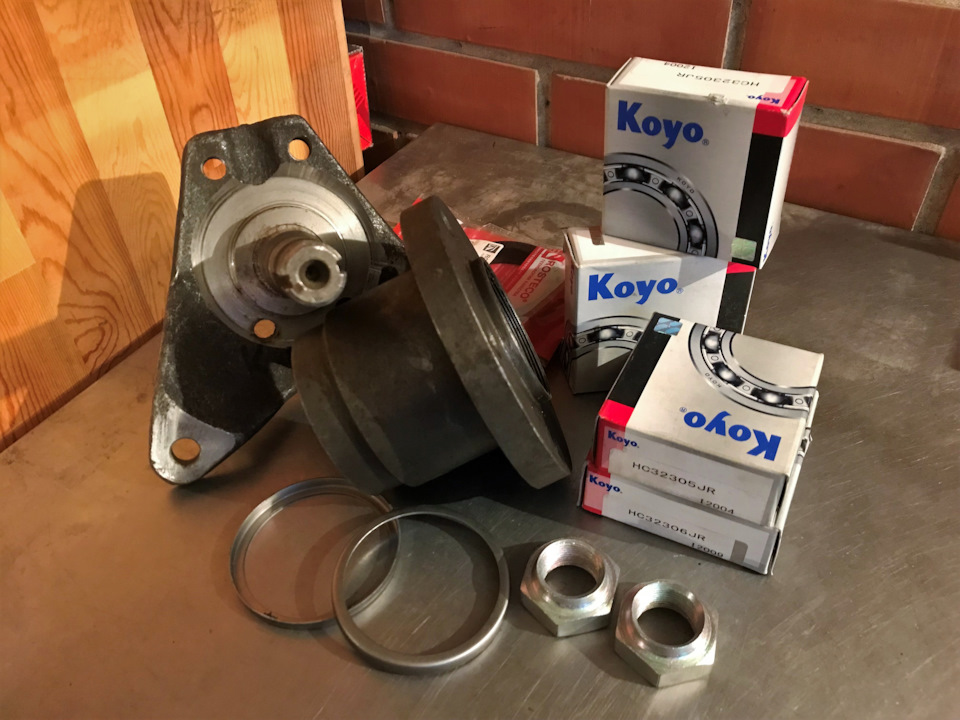 Замена ступицы и цапфы (подшипники KOYO) + установка рулевого демпфера ...