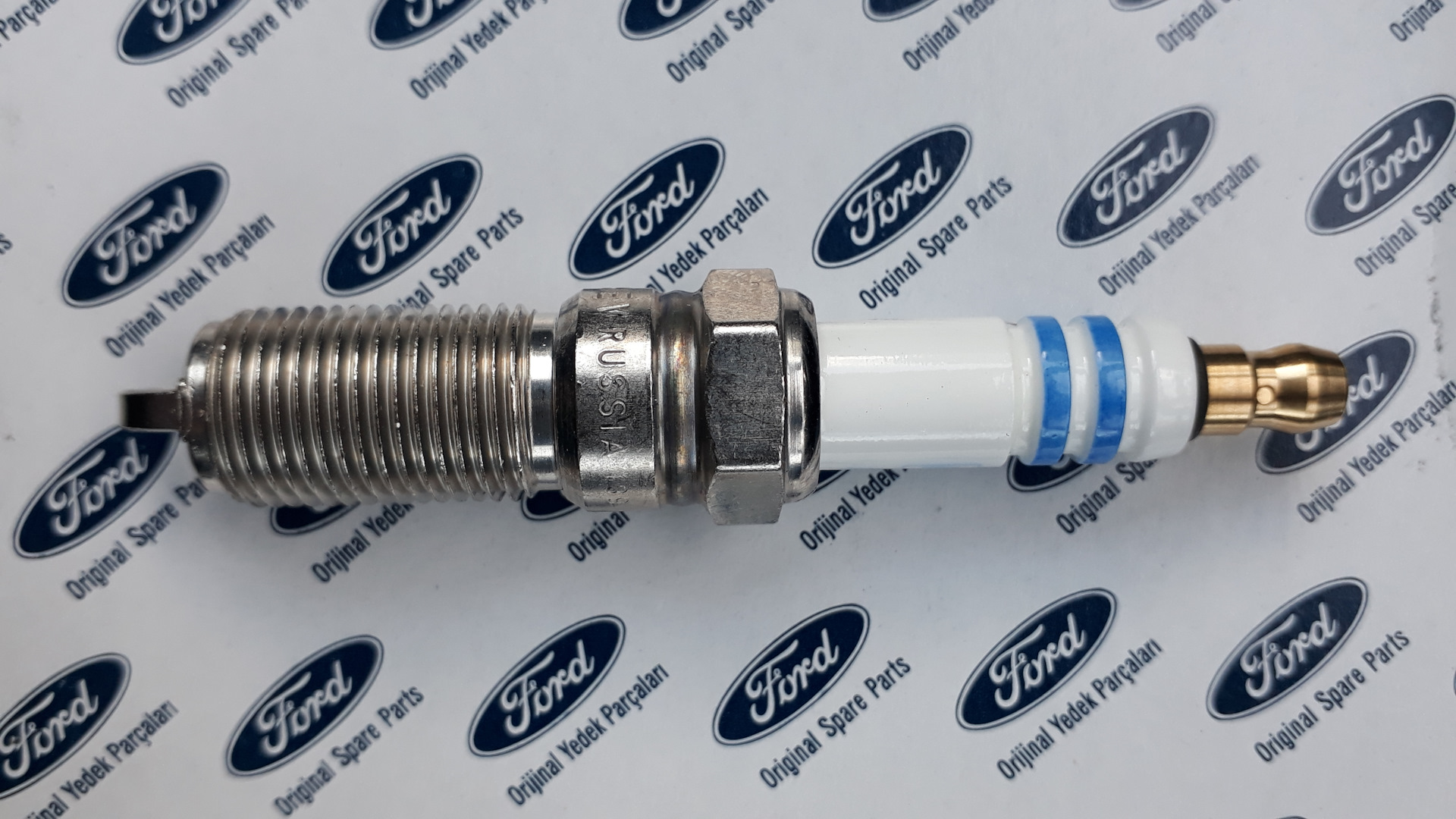 Замена передних тормозных дисков. — Ford Focus Sedan III, 1,6 л, 2013 ...