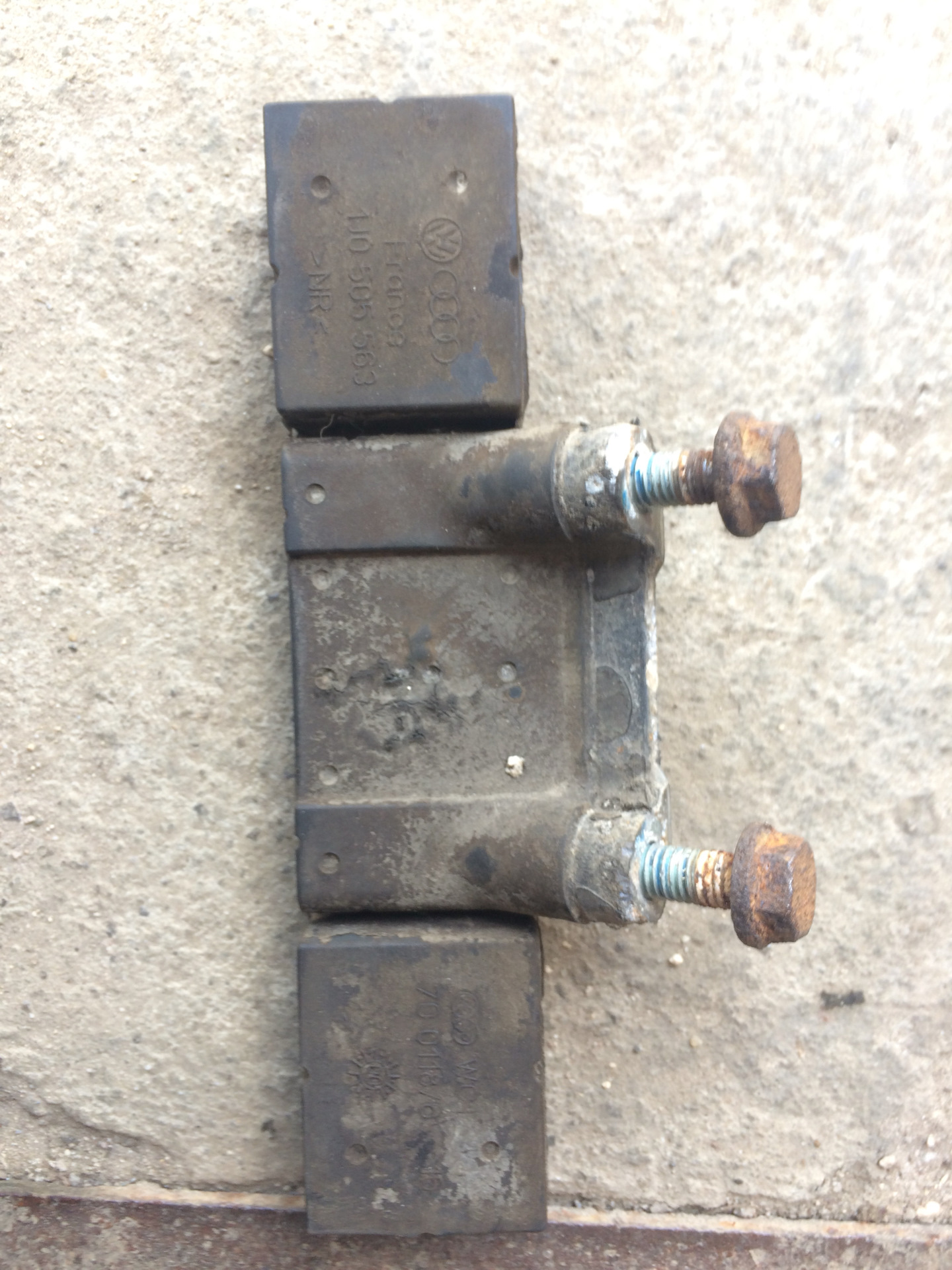 Демпфер задней балки tour — Skoda Octavia A4 Mk1, 1,9 л, 2008 года ...