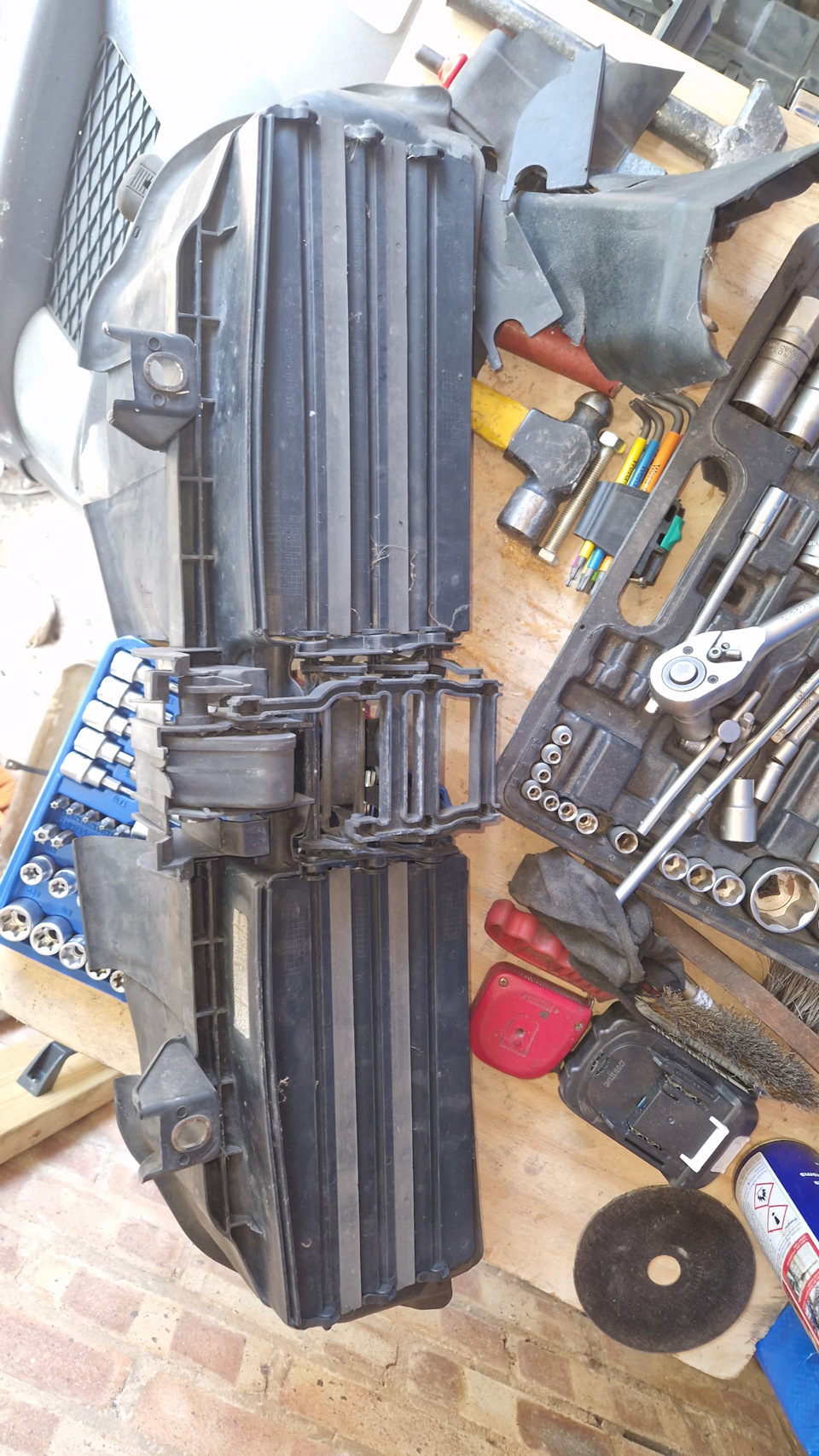 Ошибка 2F11, шторки радиатора закрыты — BMW 3 series Coupe (E92), 2 л ...