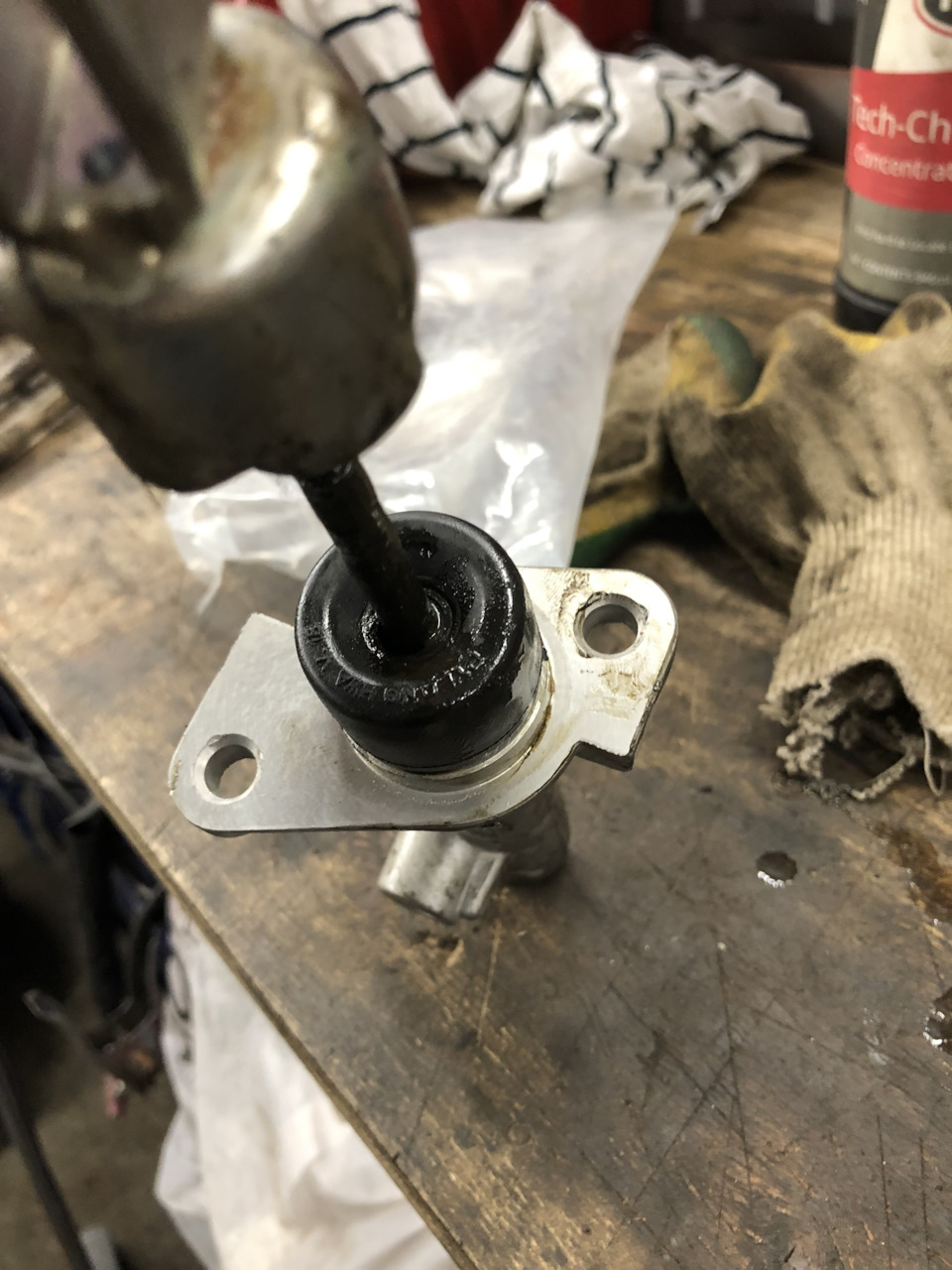 Замена главного цилиндра сцепления — Chevrolet Lacetti Sedan, 1,6 л ...