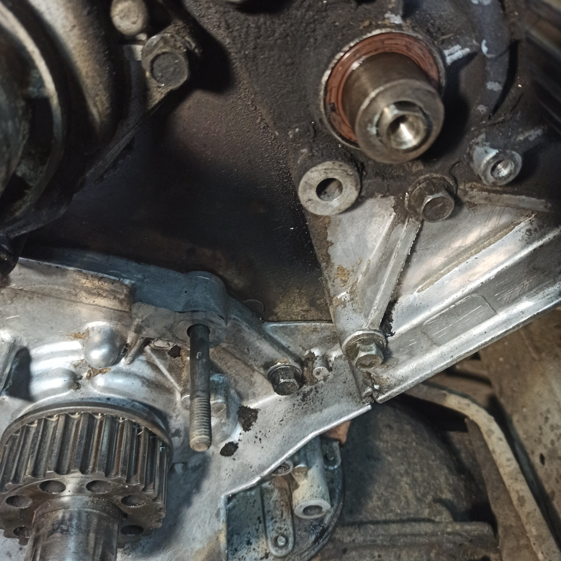 Ремни ГРМ. — Hyundai Galloper, 2,5 л, 2002 года | своими руками | DRIVE2