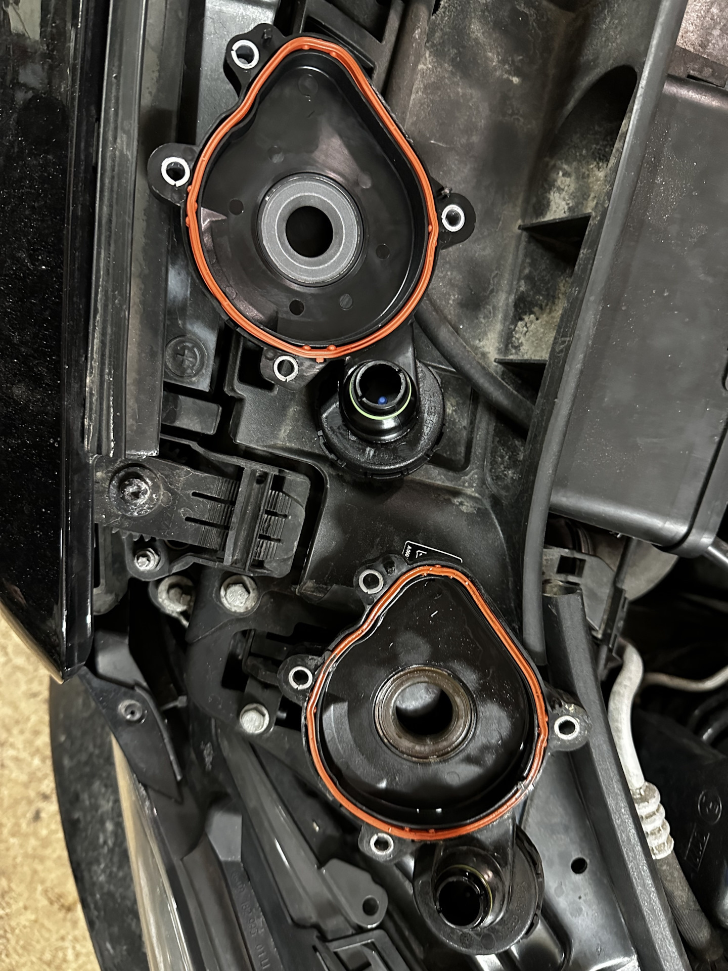 Замена тормозной магистрали, масляного сепаратора на м276, свечей ...