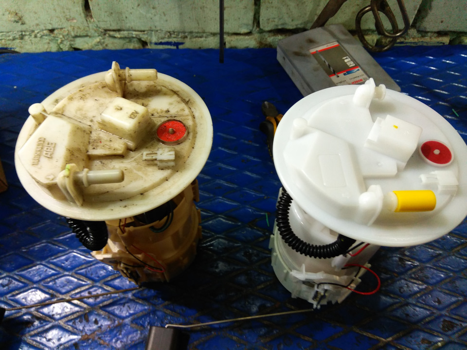 Топливный насос. — Renault Megane II, 1,4 л, 2005 года | визит на ...