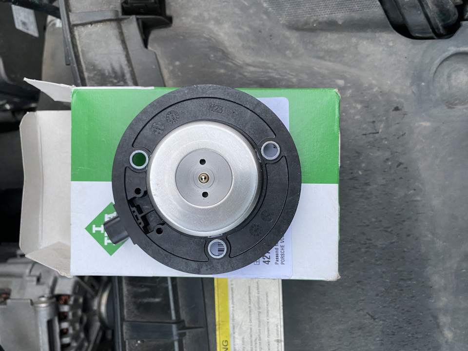 Замена магнита и клапана на фазике Audi A6/C7 — Audi A6 (C7), 2 л, 2016 ...