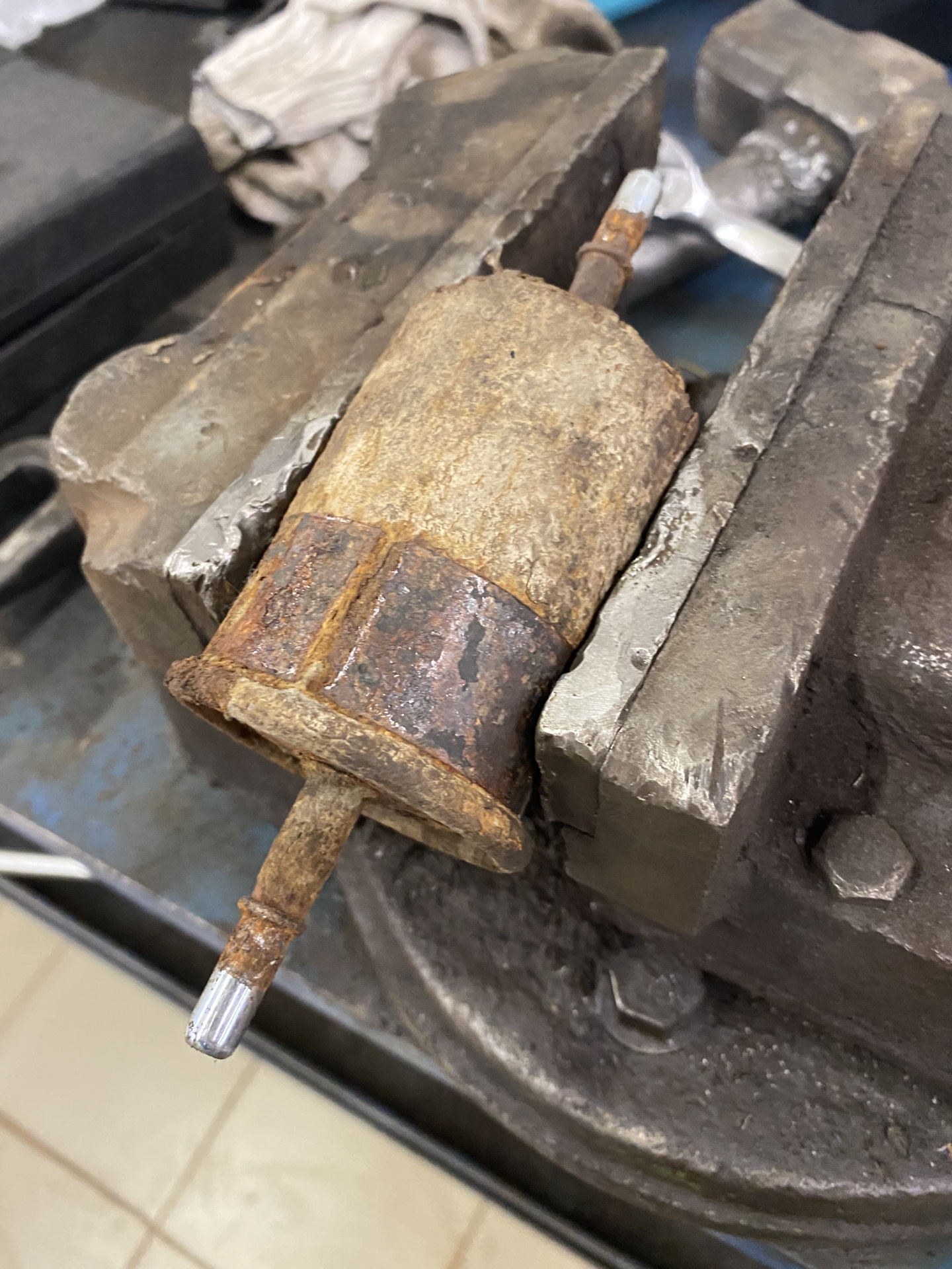 Замена масла и фильтров. — Chevrolet Epica, 2 л, 2011 года | визит на ...