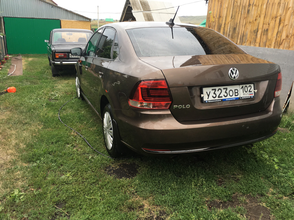 Уплотнитель под лобовое между приборной панелью — Renault Duster (1G ...