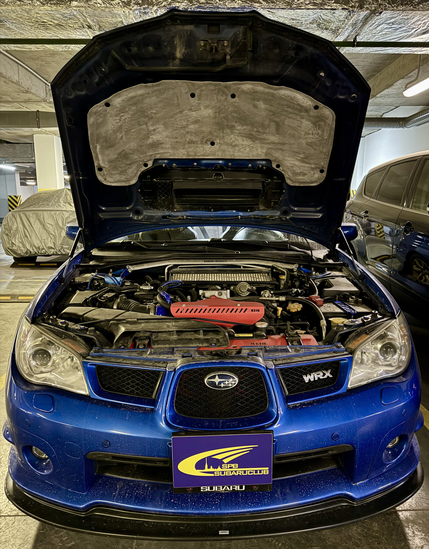 Перетяжка штатной обшивки капота — Subaru Impreza WRX (GD/GG), 2,5 л ...