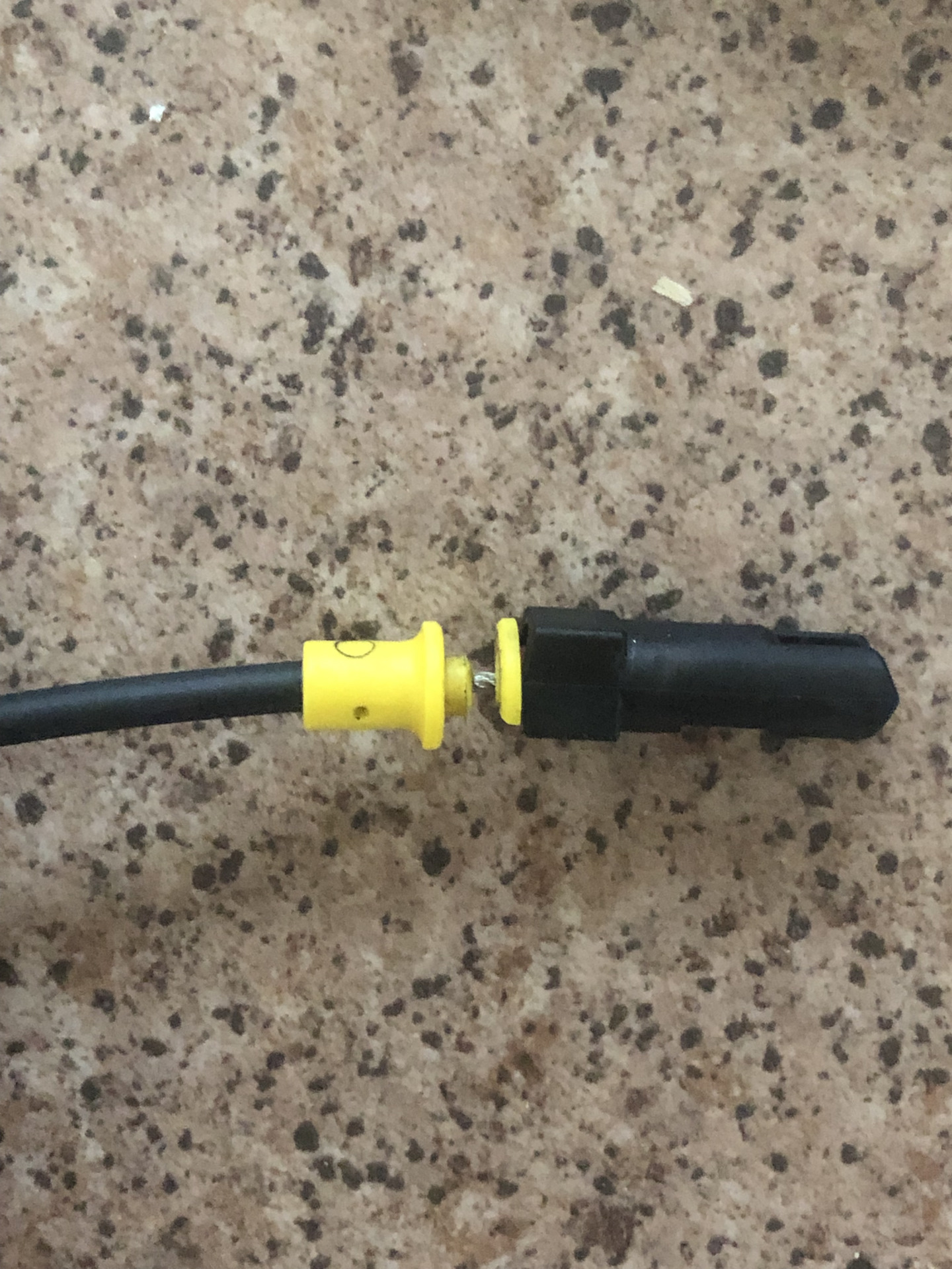 S323A Автодоводчик дверей — BMW 5 series (E60), 3 л, 2008 года ...