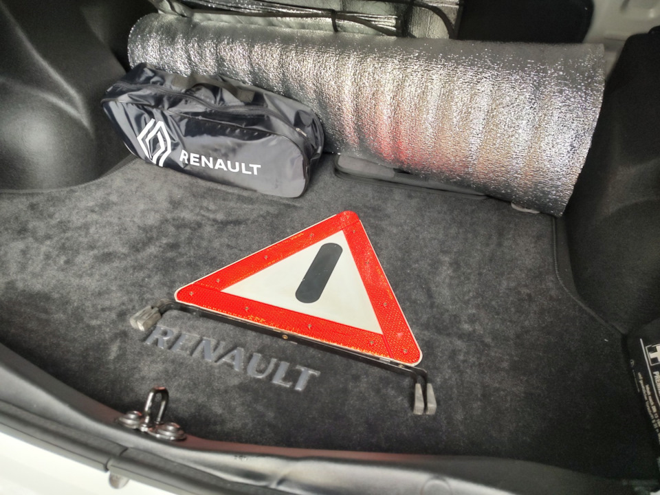 Очередной тюнинг: Warndreicke ABG Nr. K 23616 — Renault Logan (2G), 1 л ...