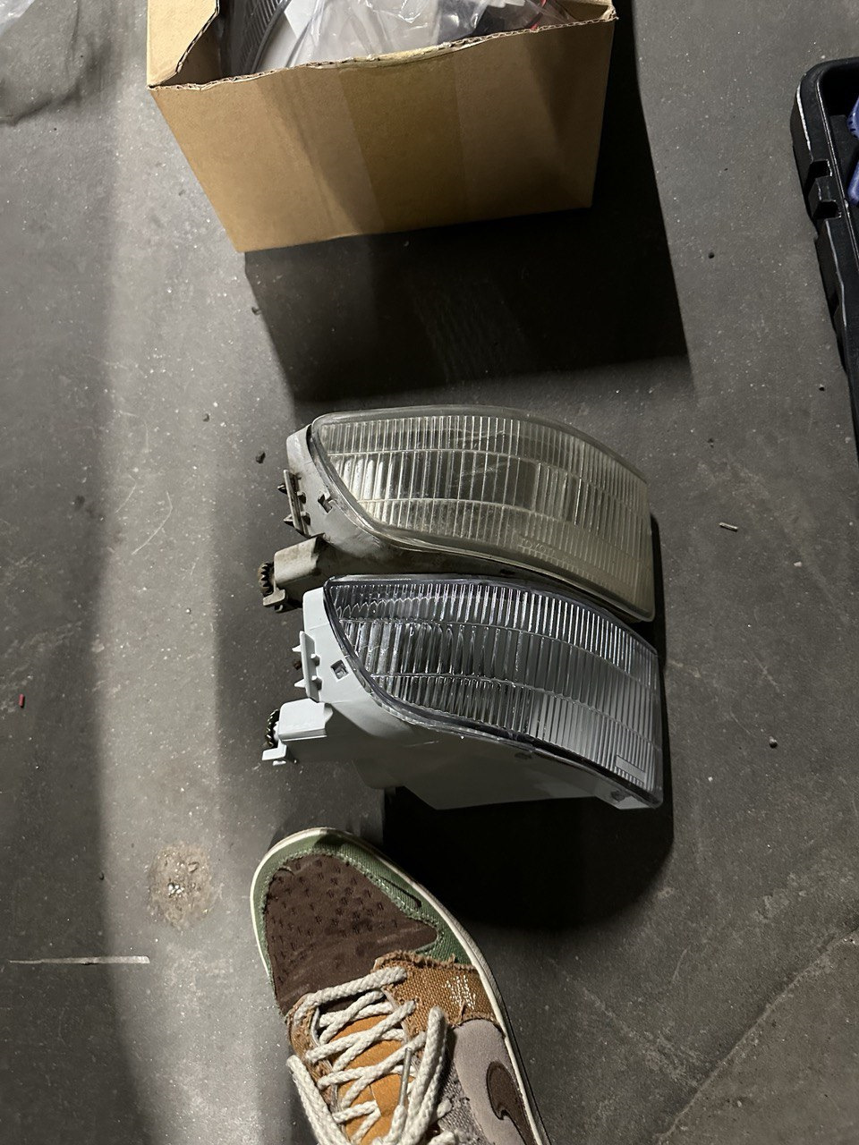 Установка новых ПТФ и колхоз ламп H3 в H3c — Toyota Chaser (100), 2 л ...
