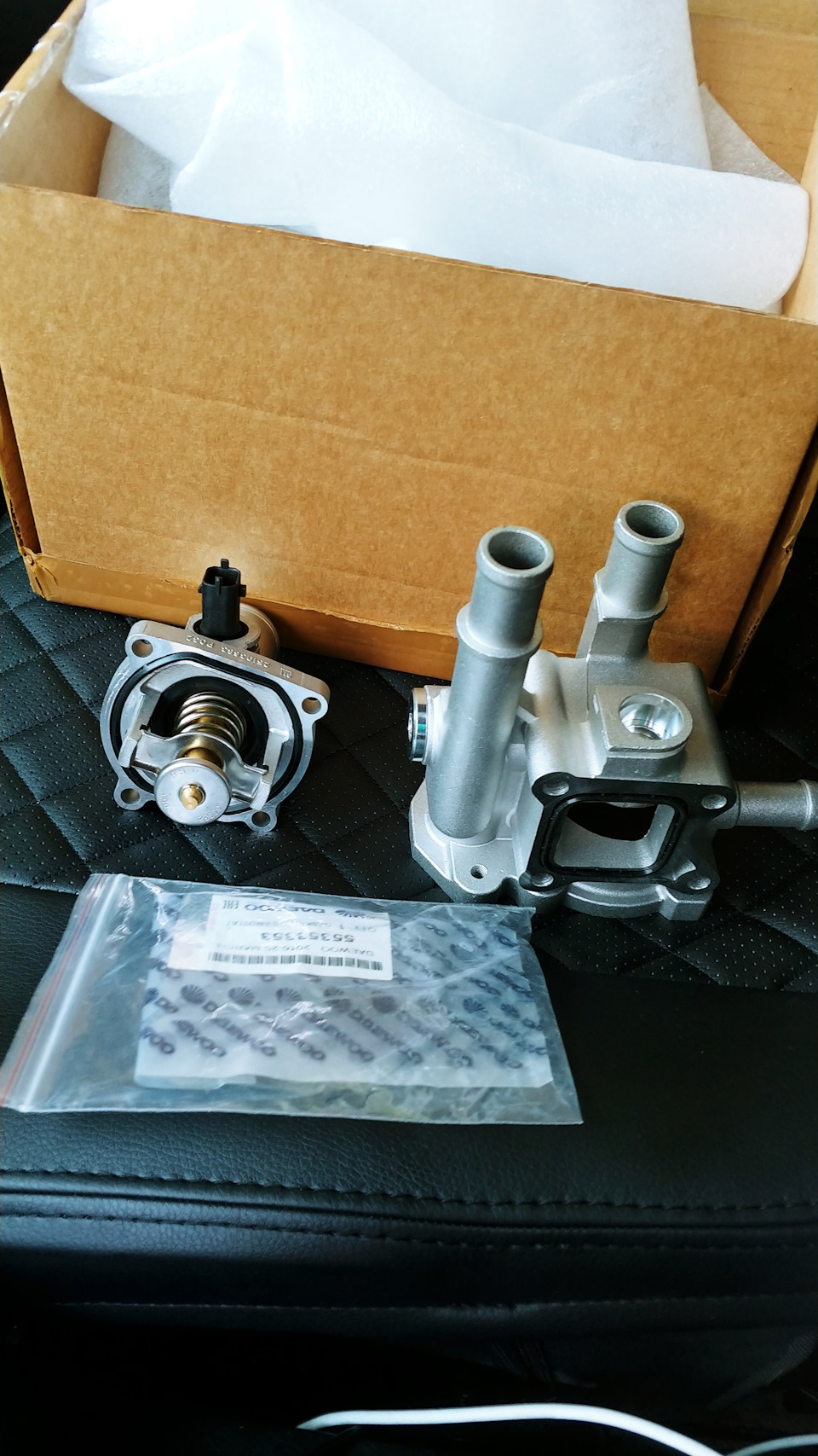 Замена термостата и корпуса — Opel Astra J, 1,6 л, 2013 года | своими ...