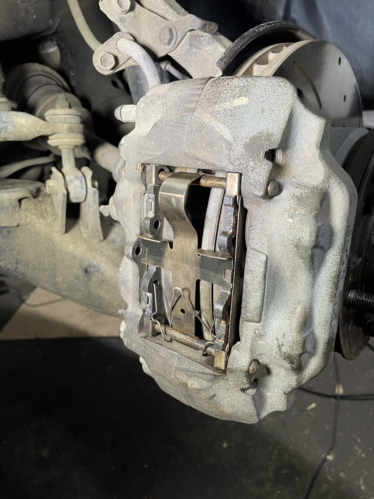 ТО и разгадка маленькой загадки — Toyota Land Cruiser 100, 4,7 л, 2002 ...