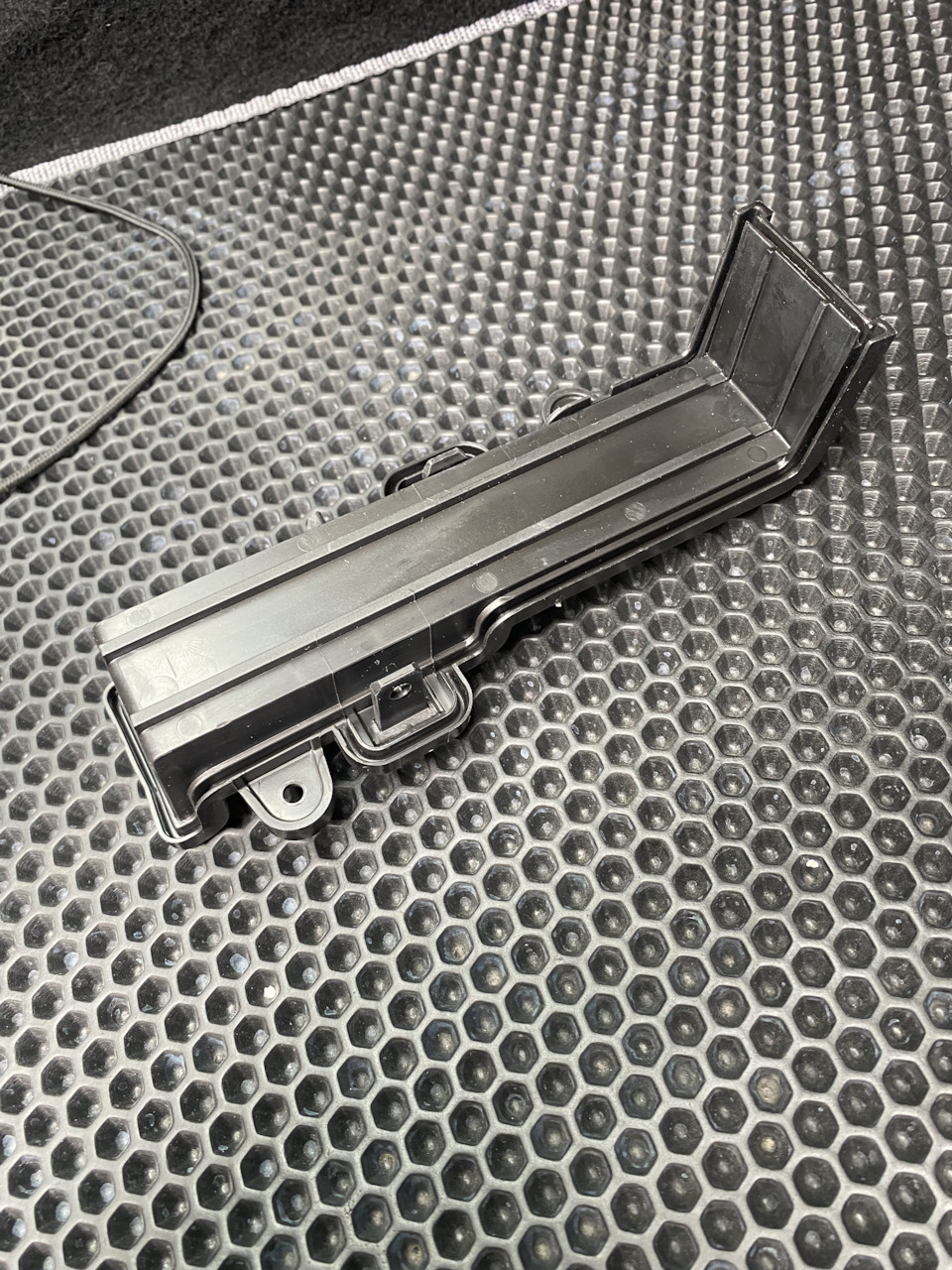 Руки бы оторвать! Или как до меня меняли салонный фильтр — Renault ...