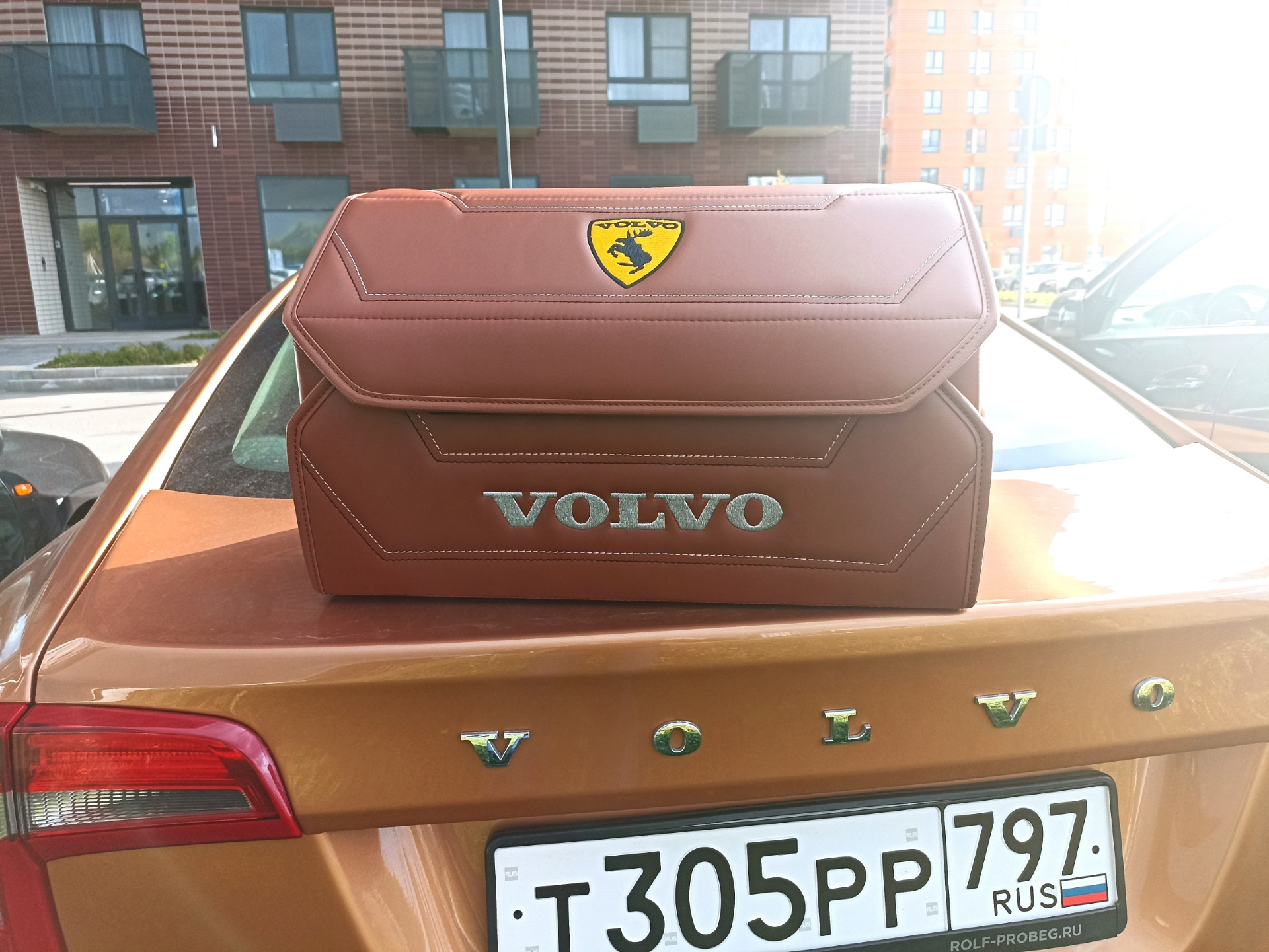 Порядок в багажнике — Volvo S60 (2G), 2 л, 2014 года | аксессуары | DRIVE2