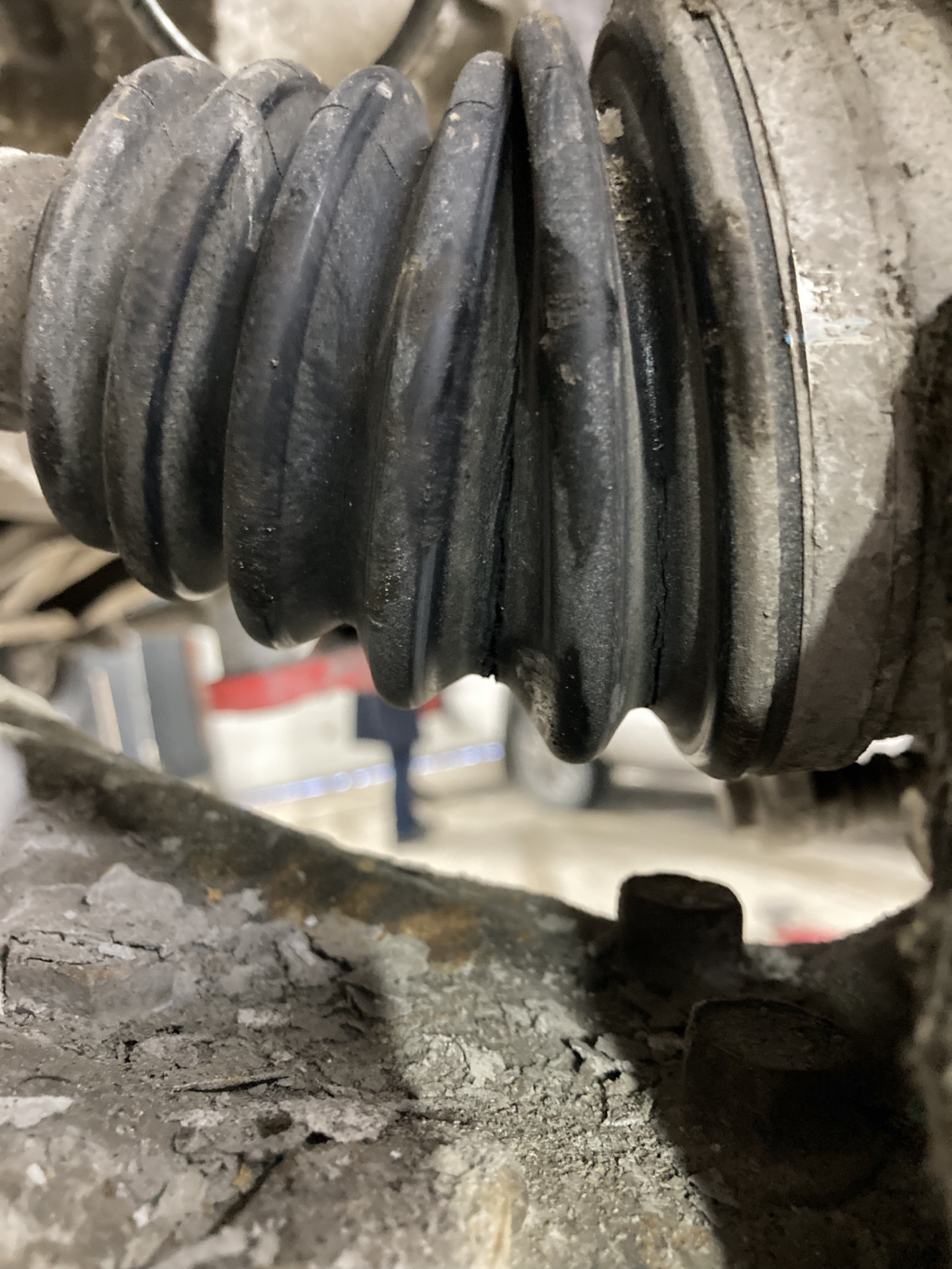 Наружний пыльник Шрус, сальник хвостовика. — Mitsubishi L200 (4G), 2,5 ...