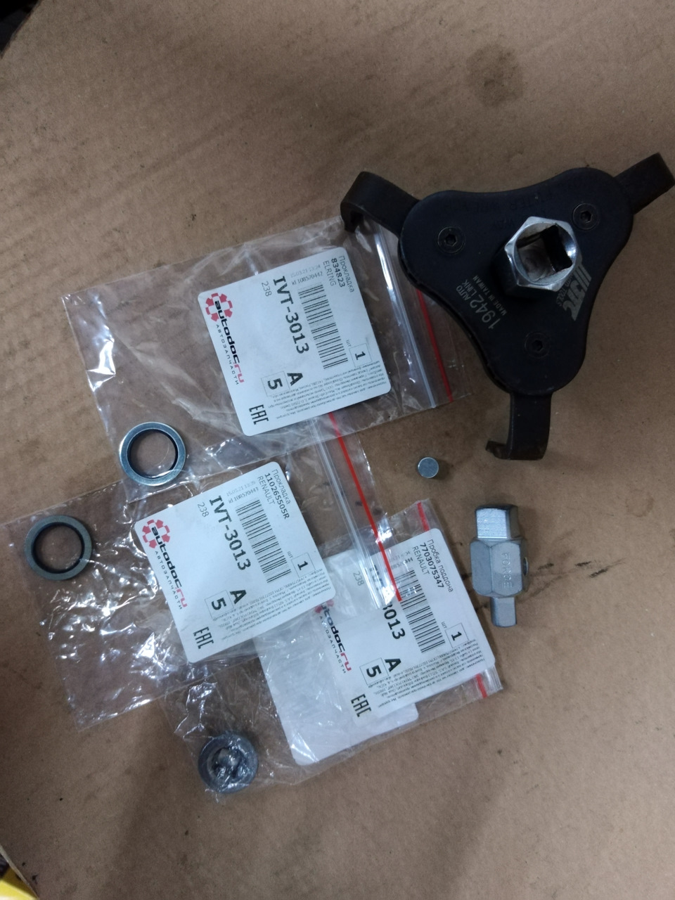 7703075347 Пробка м16х150 RENAULT | Запчасти на DRIVE2