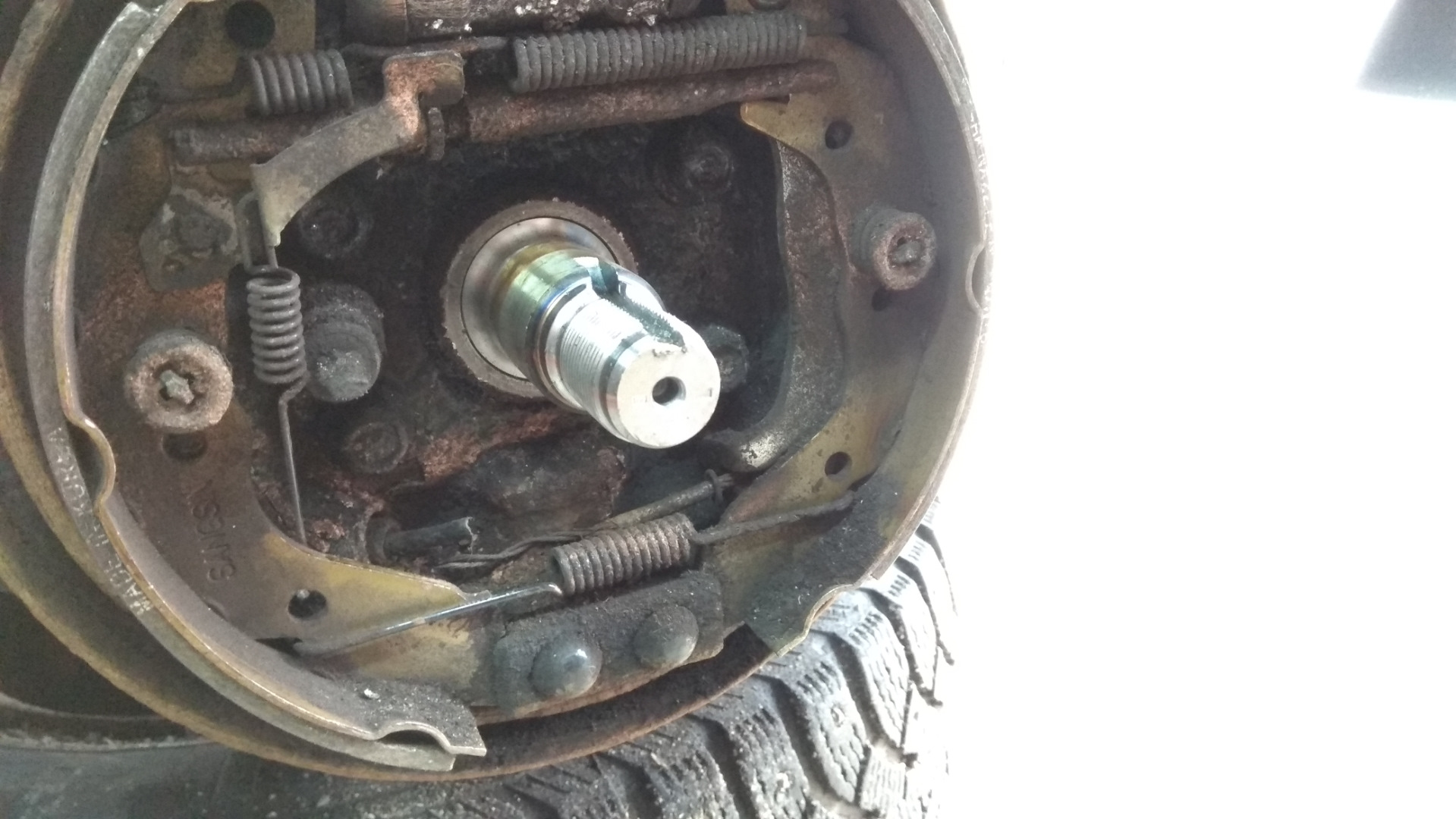Замена троса ручника — Hyundai Accent (2G), 1,5 л, 2006 года | своими ...