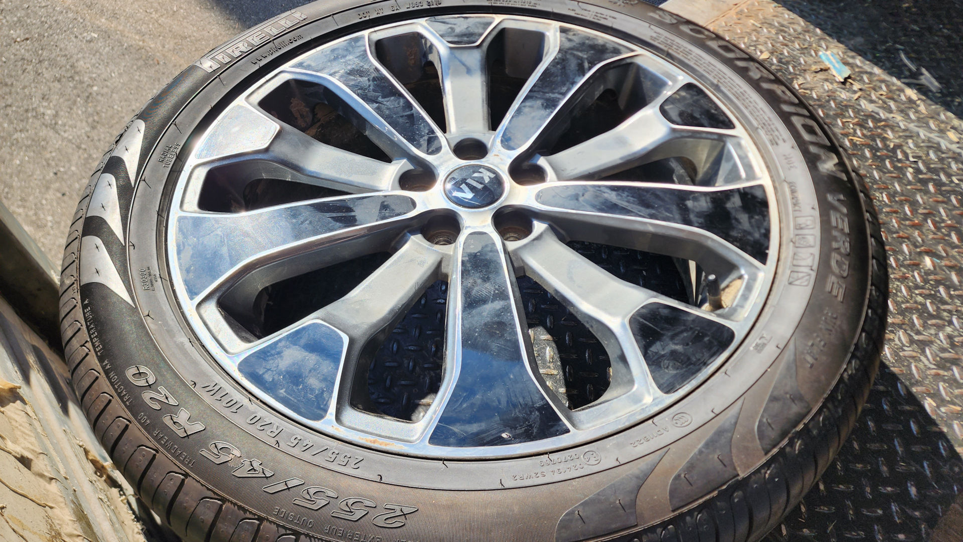 255/45 R20 на Аутлэндере — Mitsubishi Outlander (3G), 2,4 л, 2016 года ...