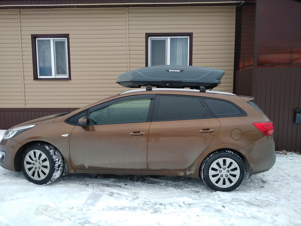 Автобокс Broomer VENTURE L — KIA Ceed SW (2G), 1,6 л, 2016 года ...