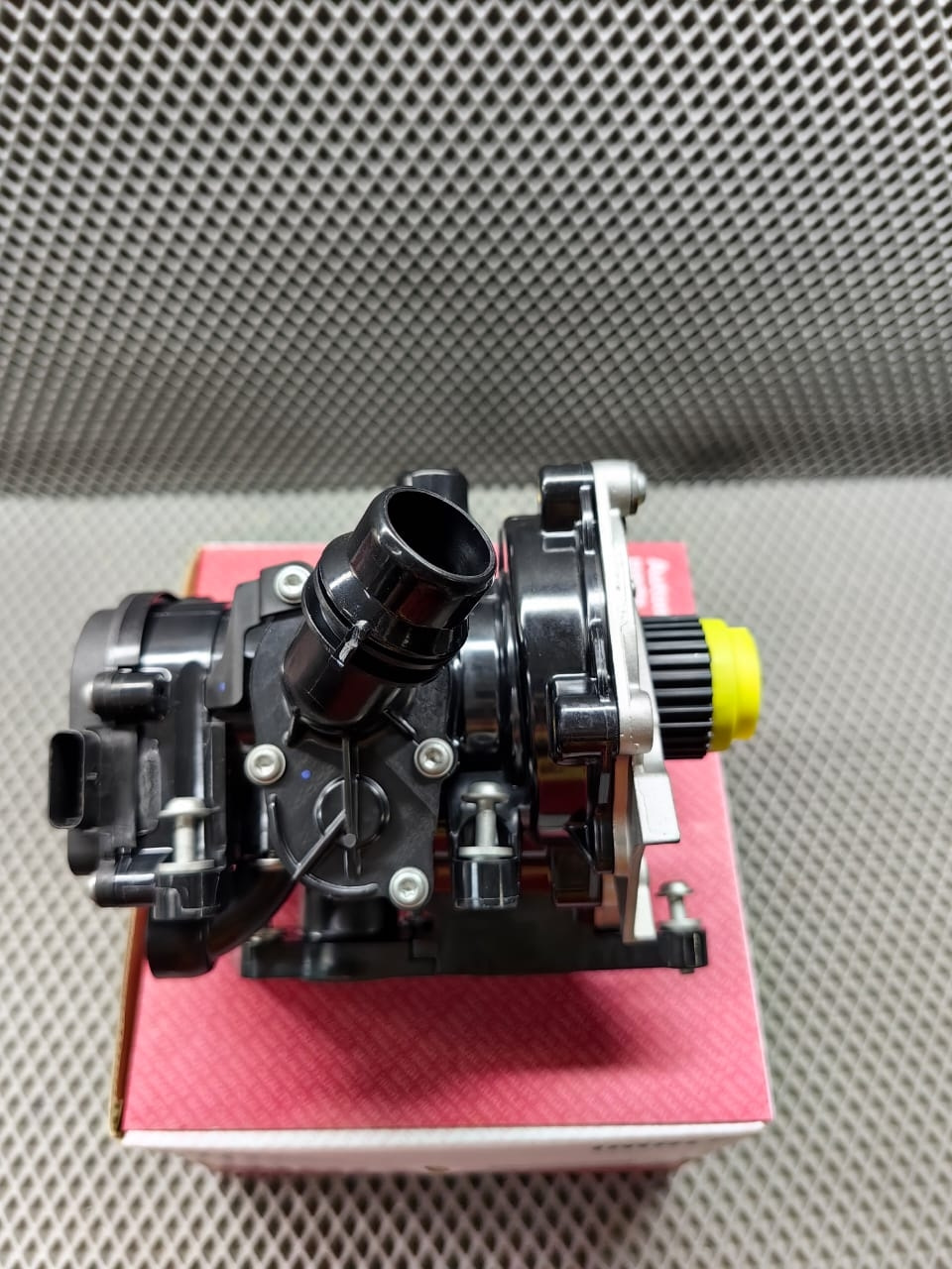 Помпа VAG 06K121600C 1.8/2.0 TSI GEN3 — Volkswagen Passat B6, 1,8 л ...