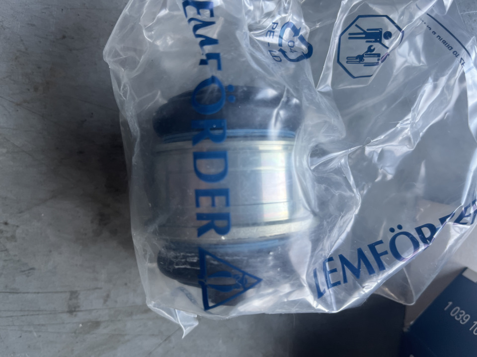 Замена плавающего сайлентблока — BMW X5 (E70), 3 л, 2007 года | визит ...