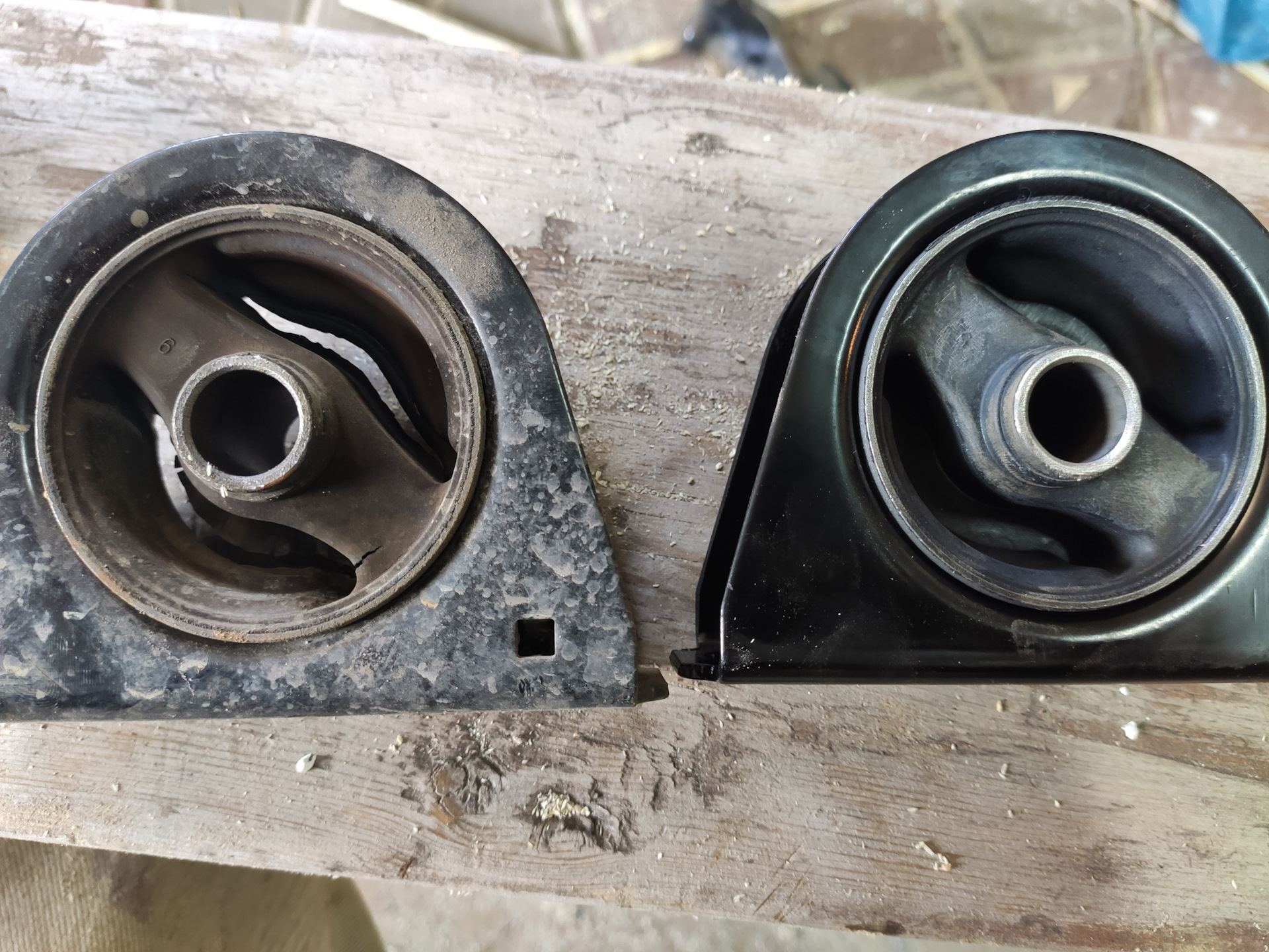 Замена передней и задней опоры двигателя — Mitsubishi Lancer IX, 1,6 л ...